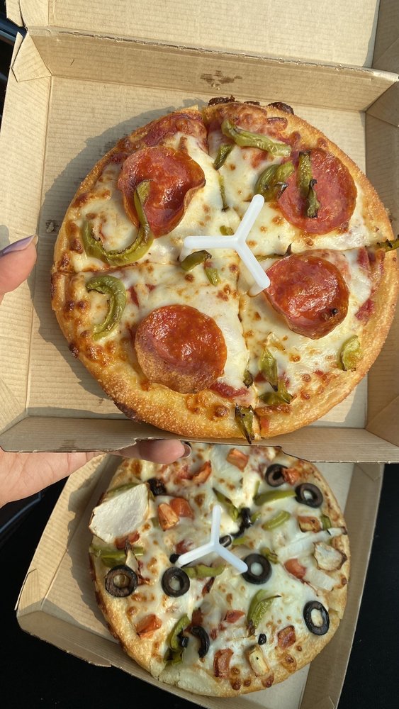 PIZZA HUT - Updated October 2025 - 18 Photos & 14 Reviews - 4255 ...