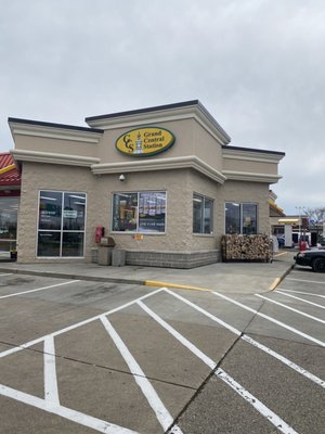 GRAND CENTRAL STATION 21 SHELL - Updated October 2025 - 2250 Westowne ...