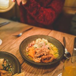 LLAMA INN - Updated October 2025 - 1508 Photos & 790 Reviews - 50 ...