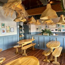 COCONUTS FISH CAFE - Updated June 2025 - 3909 Photos & 5448 Reviews ...
