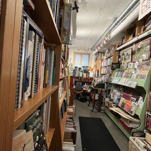 BOLEN BOOKS - Updated October 2025 - 19 Photos & 22 Reviews - 111-1644 ...