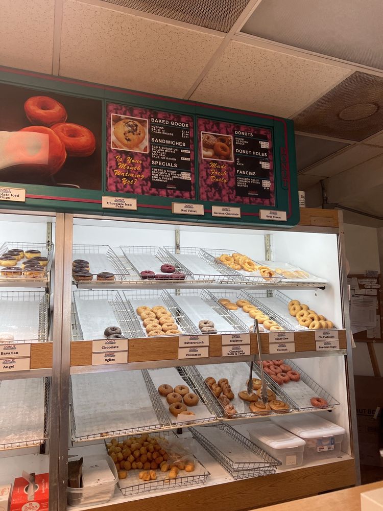 DONUT CONNECTION - Updated January 2026 - 27 Photos & 61 Reviews - 5205 ...