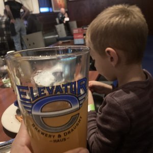 THE ELEVATOR BREWERY AND DRAUGHT HAUS - 362 Photos & 431 Reviews - 161 ...