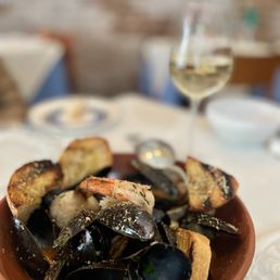 FERDI - Updated August 2025 - 127 Photos & 101 Reviews - 15 7th Ave S ...