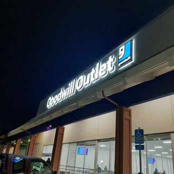 GOODWILL OUTLET - Updated December 2025 - 10 Photos - 1685 Tully Rd ...