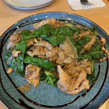 MANON - Updated October 2025 - 1151 Photos & 425 Reviews - 3250 Yorba ...