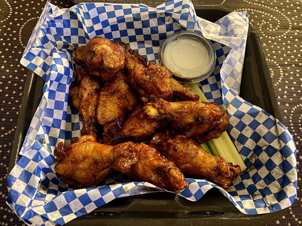 BLUE BULL TAVERN - Updated August 2025 - 91 Photos & 92 Reviews - 1300 ...