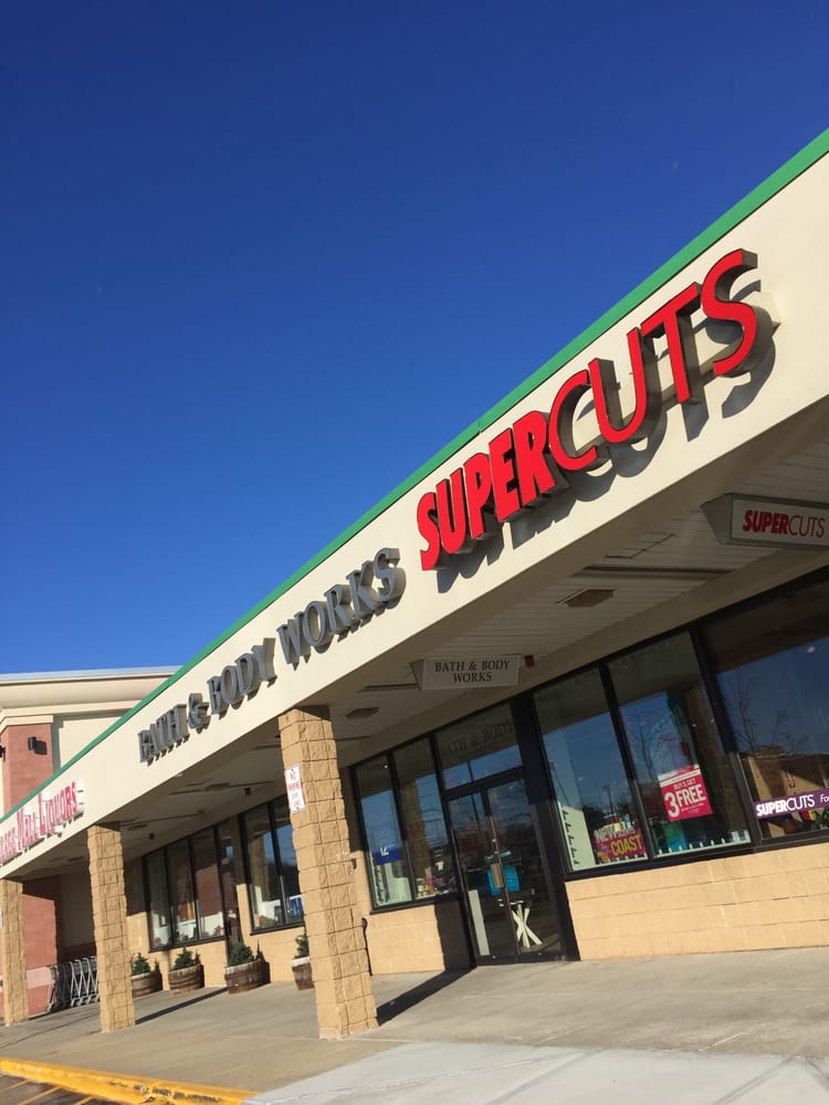 SUPERCUTS - Updated October 2025 - 16 Reviews - 75 Franklin Village Dr ...