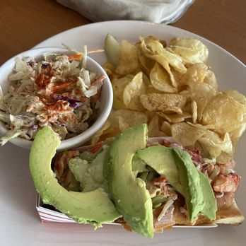 THE PERFECT LANDING RESTAURANT - Updated June 2024 - 482 Photos & 674 ...