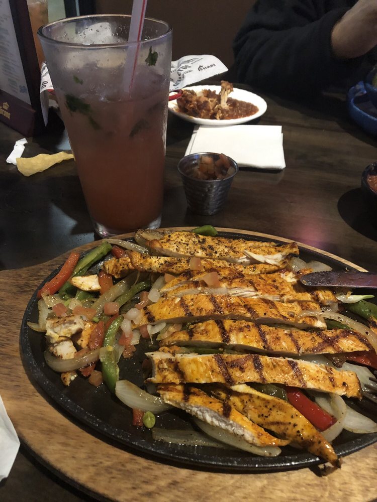 QUE ONDA TACOS UNIVERSITY - 138 Photos & 117 Reviews - 9601 N Tryon St ...