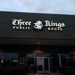 THREE KINGS PUBLIC HOUSE - Updated January 2026 - 287 Photos & 286 ...