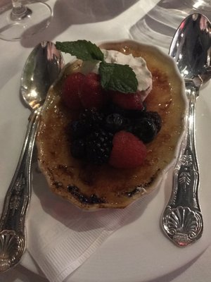 CAFE CARLYLE - 48 Photos & 107 Reviews - 35 E 76th St, New York, New ...