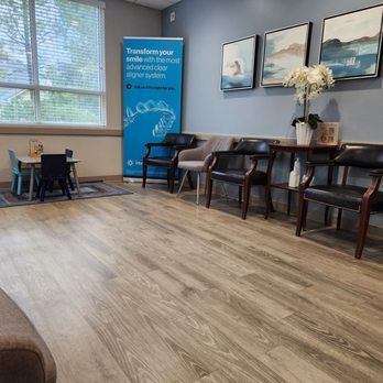 KLOOSTER FAMILY DENTISTRY - Updated December 2025 - 27 Photos & 20 ...