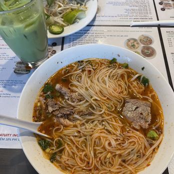 PHO BIG BOWL VIETNAMESE KITCHEN - Updated June 2024 - 137 Photos & 115 ...