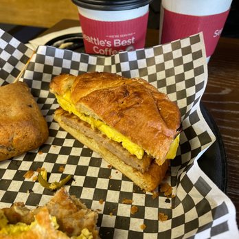 COFFEE BISTRO - Updated October 2025 - 20 Photos & 19 Reviews - 1717 W ...