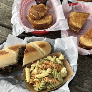 MAC & ERNIE’S ROADSIDE EATERY - 71 Photos & 84 Reviews - 11804 Fm 470 ...