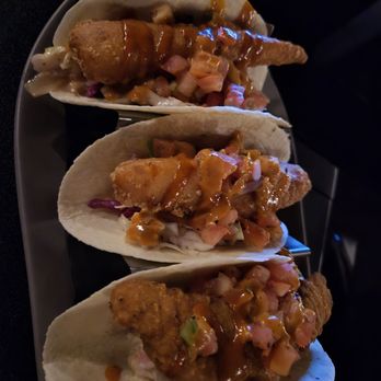 CINEPLEX MARINE GATEWAY - Updated October 2025 - 205 Photos & 95 ...