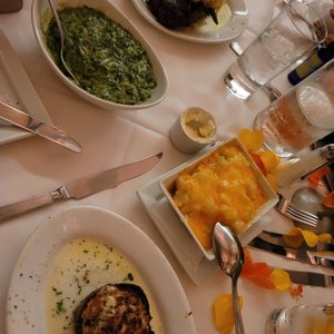 RUTH’S CHRIS STEAK HOUSE - 318 Photos & 464 Reviews - 107 W 6th St ...