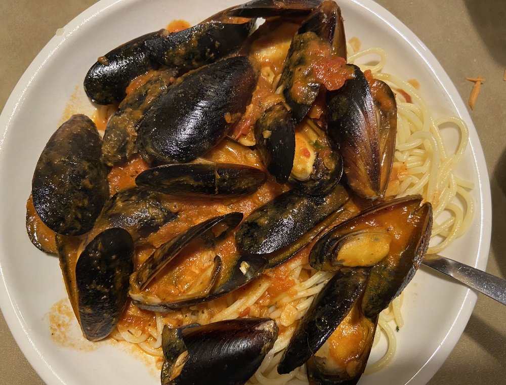 GINO’S ITALIAN RESTAURANT - 340 Photos & 509 Reviews - 1701 S Mays St ...