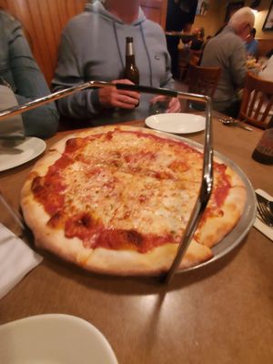 SQUAN TAVERN - 48 Photos & 129 Reviews - Pizza - 15 Broad St, Manasquan ...