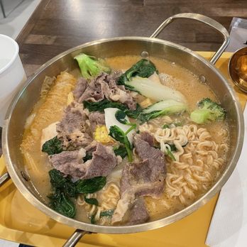 MALA TOWN - Updated November 2024 - 764 Photos & 576 Reviews - 5960 ...