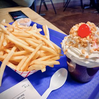 SCOOPERS - Updated May 2025 - 247 Photos & 203 Reviews - 4040 Kietzke ...