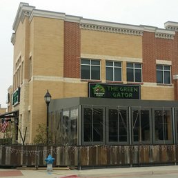 THE GREEN GATOR - Updated December 2025 - 305 Photos & 268 Reviews ...