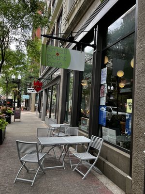 SMALL POINT CAFÉ - Updated October 2025 - 332 Photos & 437 Reviews ...