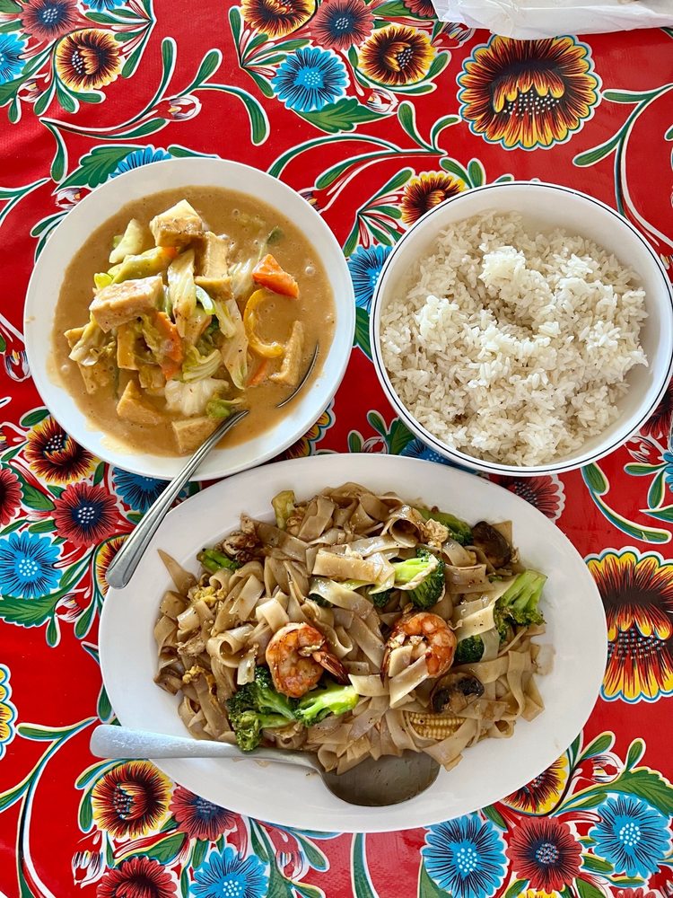 Danthai Restaurant - Trusted Since 1969 - Updated July 2025 - 76 Photos ...