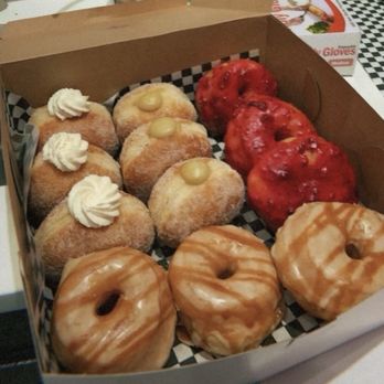 BLACK MAGIC BAKEHOUSE - Updated June 2024 - 36 Photos & 14 Reviews - 19 ...