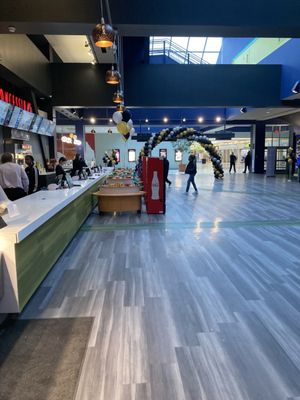 APPLE CINEMAS GREECE RIDGE MALL - Updated December 2025 - 16 Photos ...
