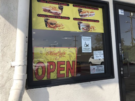 ALEA CAFE LONG BEACH - 59 Photos & 84 Reviews - Burgers - 2705 E Carson ...