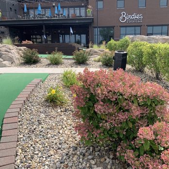 BIRDIES MINIATURE GOLF - Updated January 2026 - 140 Photos & 115 ...
