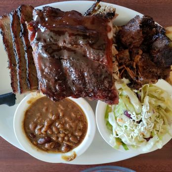 HALFSAUCED BARBEQUE - Updated August 2024 - 74 Photos & 185 Reviews ...