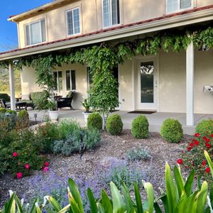MEADOWLARK COUNTRY HOUSE - Hotel at 601 Petrified Forest Rd, Calistoga ...