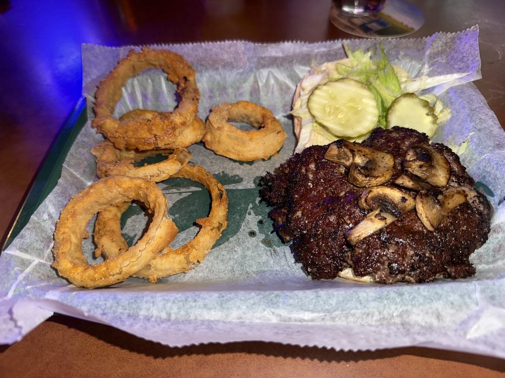 THE DUKUM INN - Updated December 2025 - 37 Photos & 49 Reviews - 111 S ...