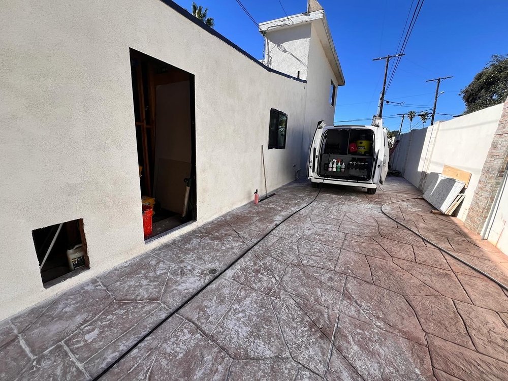 KING CLEANING SERVICES - 12 Photos - Van Nuys, California - Pressure ...