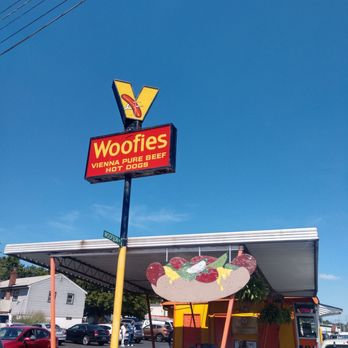 WOOFIES - Updated January 2025 - 137 Photos & 109 Reviews - 1919 ...
