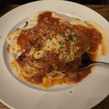 LA FAMILIA RESTAURANT - Updated November 2025 - 27 Photos & 29 Reviews ...