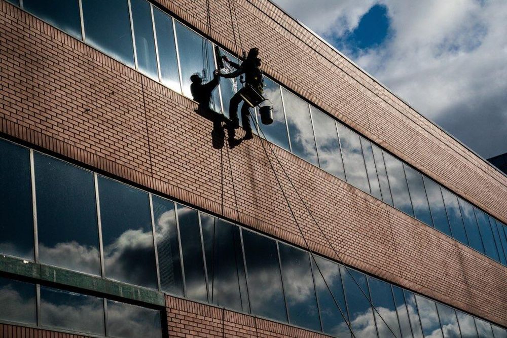 LOCO’S WINDOW CLEANING - Updated December 2025 - 10 Photos - South Park ...