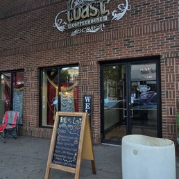 TOAST COFFEEHOUSE - Updated October 2025 - 986 Photos & 824 Reviews ...