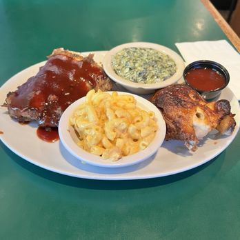 ROASTERS Sandy Springs, GA - Updated November 2024 - 285 Photos & 240 ...