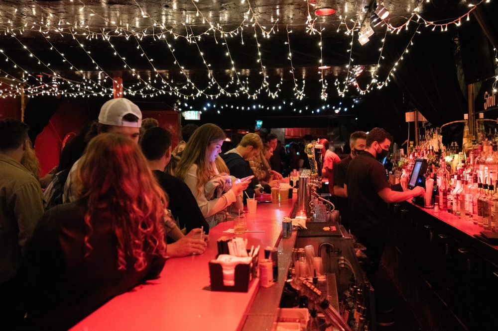 COMET CLUB - Updated January 2026 - 65 Photos & 239 Reviews - 3111 ...