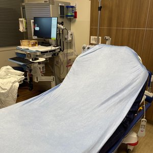 MULTICARE ALLENMORE HOSPITAL - Updated August 2025 - 19 Photos & 99 ...