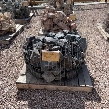 RED ROSE ROCK SHOP & MUSEUM - Updated July 2025 - 177 Photos & 50 ...