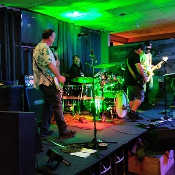 MAINSTREAM BAR AND GRILL - Updated February 2025 - 309 Photos & 461 ...