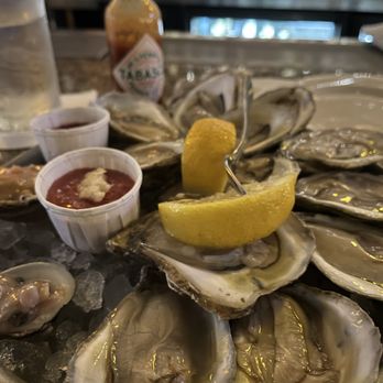 PROVIDENCE OYSTER BAR - 767 Photos & 681 Reviews - 283 Atwells Ave ...