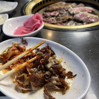 RED CASTLE - Updated May 2024 - 2356 Photos & 1420 Reviews - 403 S ...