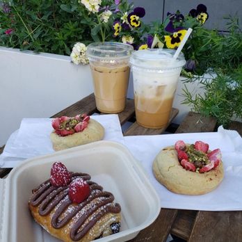 HEEMEE COFFEE + BAKERY - Updated July 2024 - 331 Photos & 154 Reviews ...