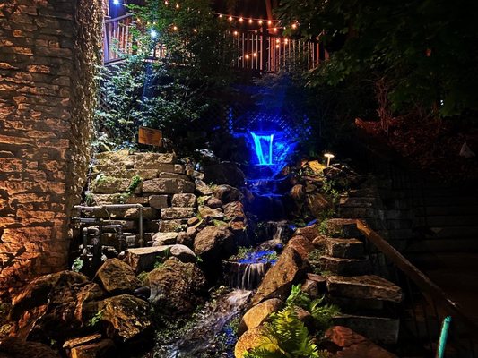 ROYALTY WEST BANQUETS - Updated July 2024 - 44 Photos & 29 Reviews ...